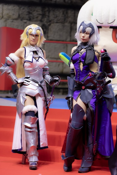 まさに英霊降臨！ 「FGO Fes」1日目を盛り上げたオフィシャルコスプレイヤーさんをフォトレポート | ねとらぼ