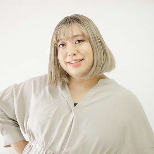 TikTokが認定制度導入 「LIVE Pro」に夏絵ココ、SATOYUなど5人を認定 | ねとらぼ