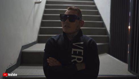 “乱闘騒ぎ”のYZERR生配信、SATORUが視聴後に「心が震えたというか感動」「正しいあり方を見させてもらってる」（1/2） | ねとらぼ