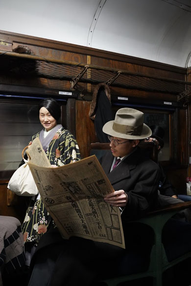 レトロな装いで楽しむ大井川鐵道 “ヴィンテージスタイル”の旅に反響「タイムスリップしたみたい」（1/2） | 電車 ねとらぼ